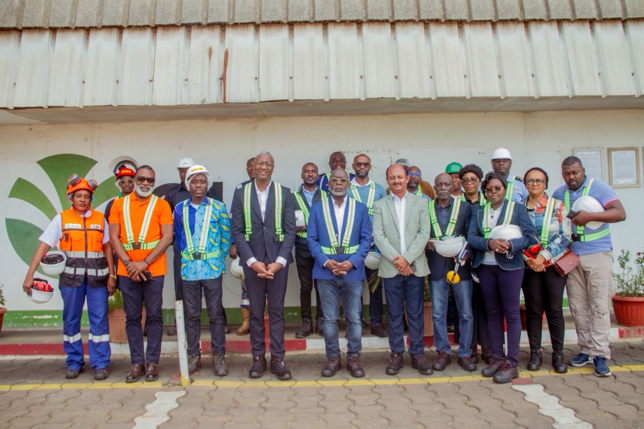 Olam Palm Gabon : le Ministre de l’Industrie salue la performance du ...